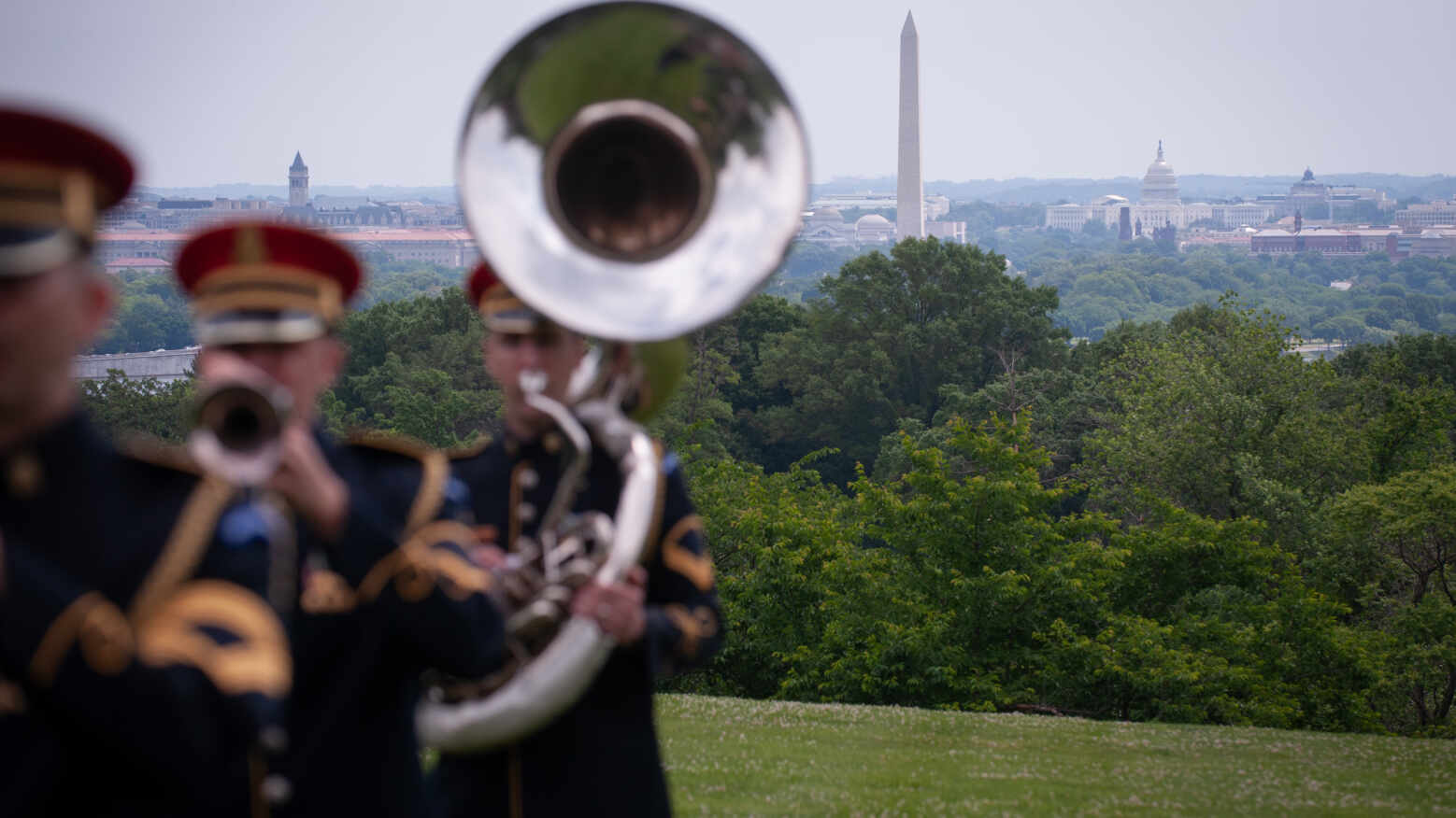 The U.S. Army Band "Pershing's Own" | Tuba - The U.S. Army Ceremonial…